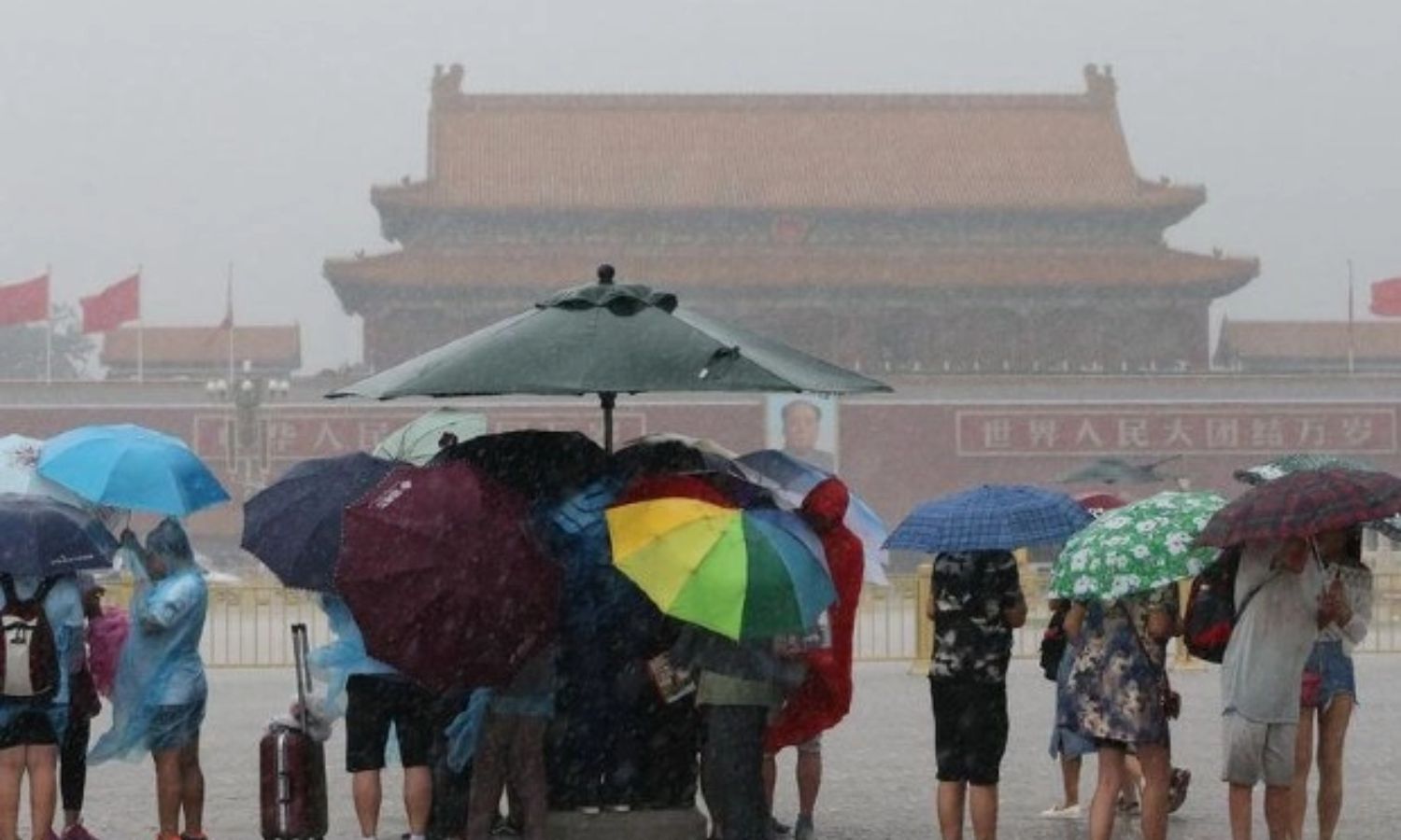 Beijing reports heaviest rainfall in 140 years