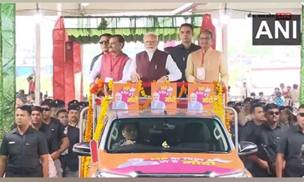 Modi reaches MP's Bina, to lay foundation stone of various projects