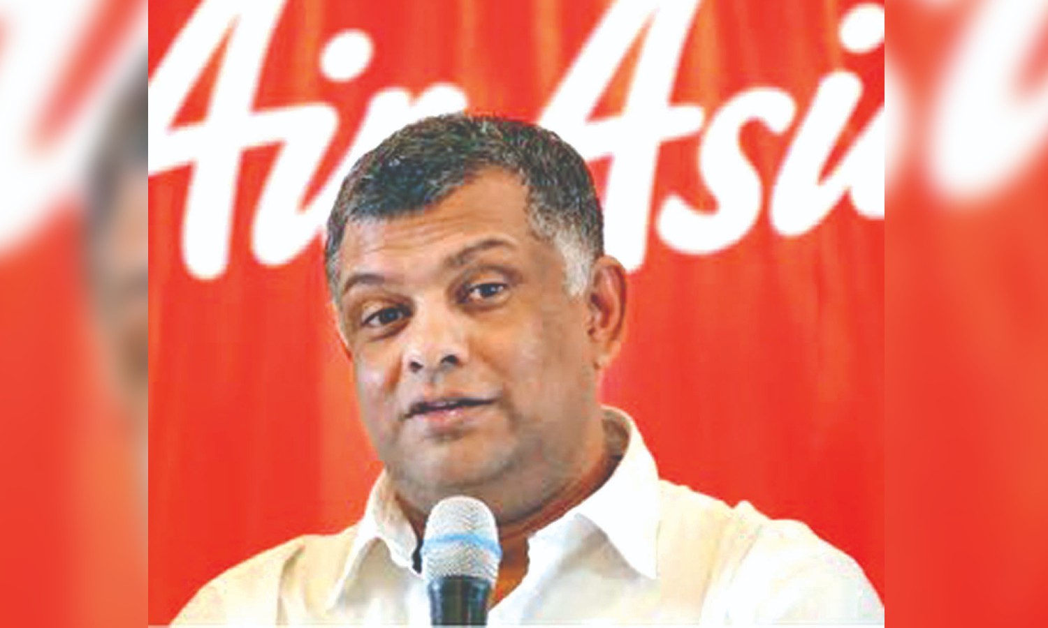 AirAsia CEO’s massage photo sparks controversy