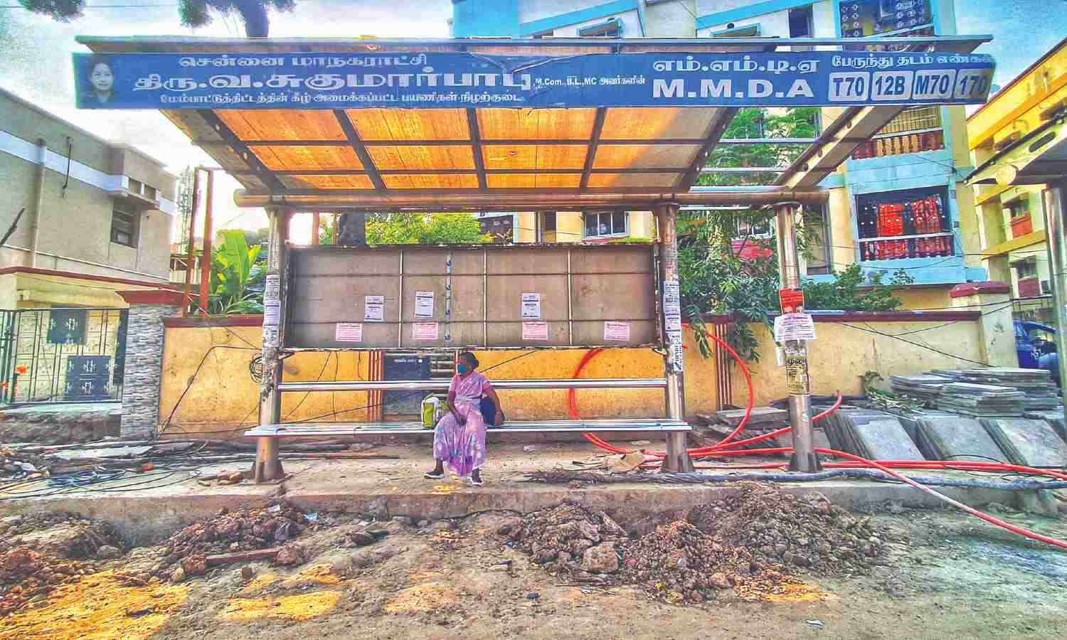 Inaccessible bus shelters: Chennai Corpn’s ‘novel hop on hop off ...