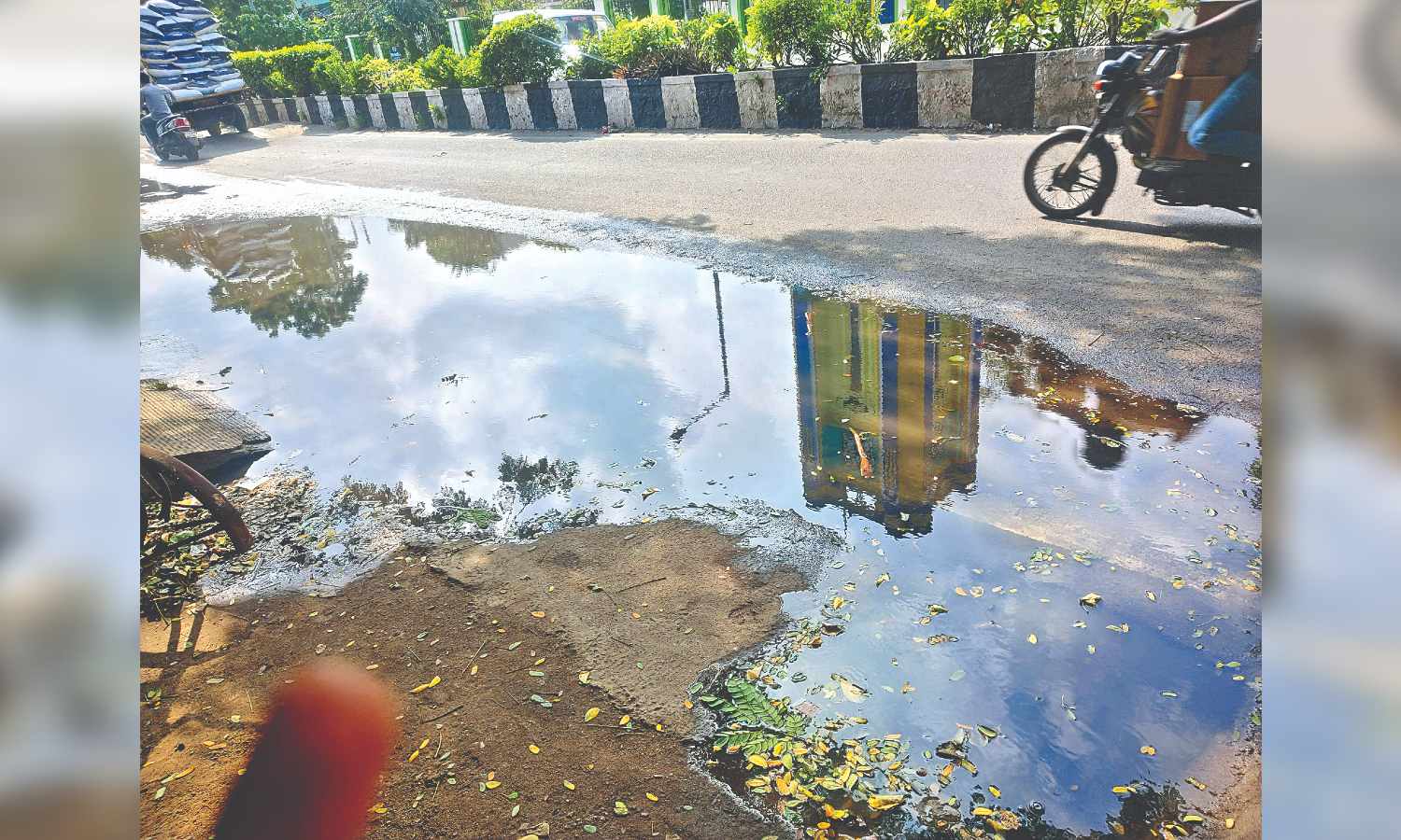 Citizen Connect: Sewage overflow at Clock Tower bus stop in Old ...