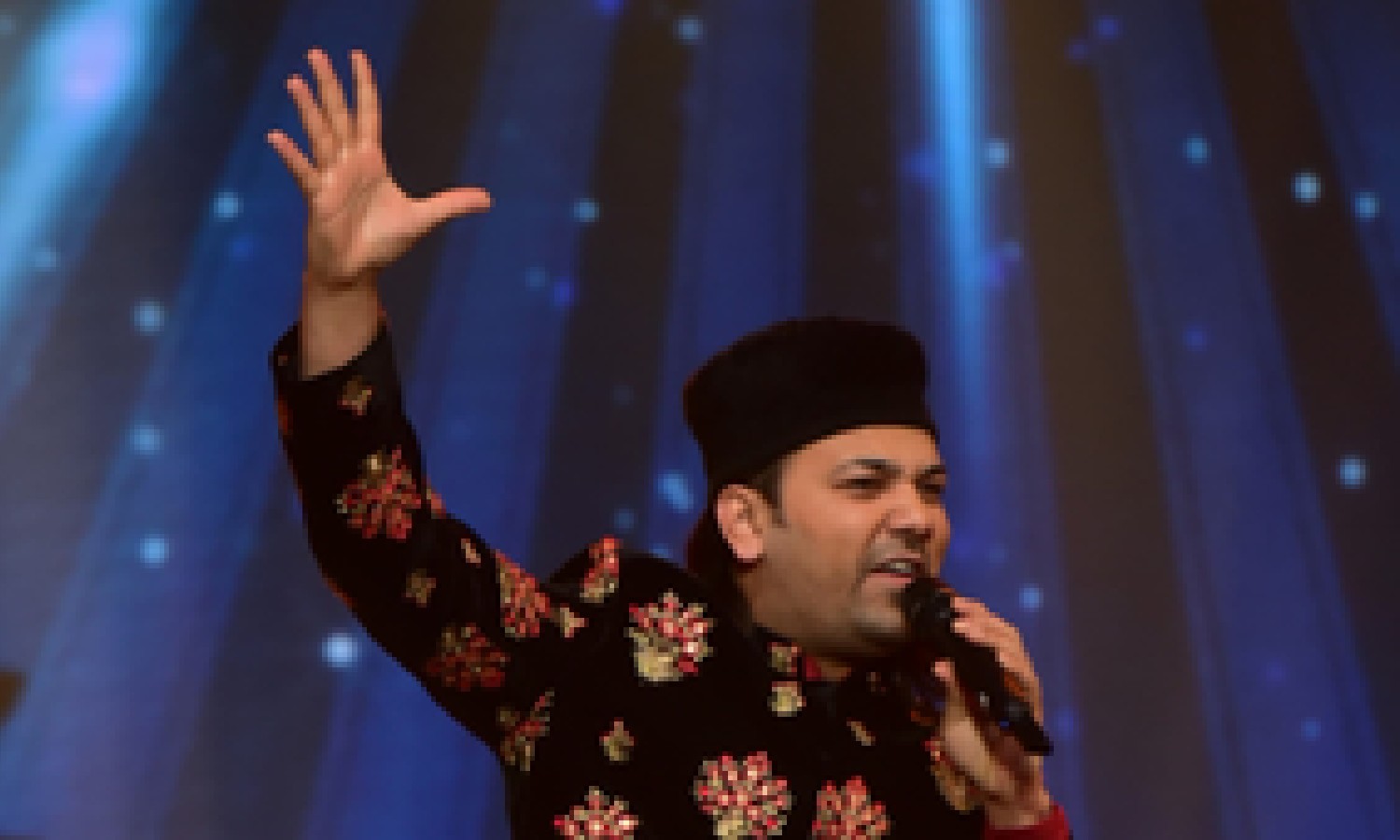 'Tere Vaaste' singer Shadab Faridi to ring in New Year with family