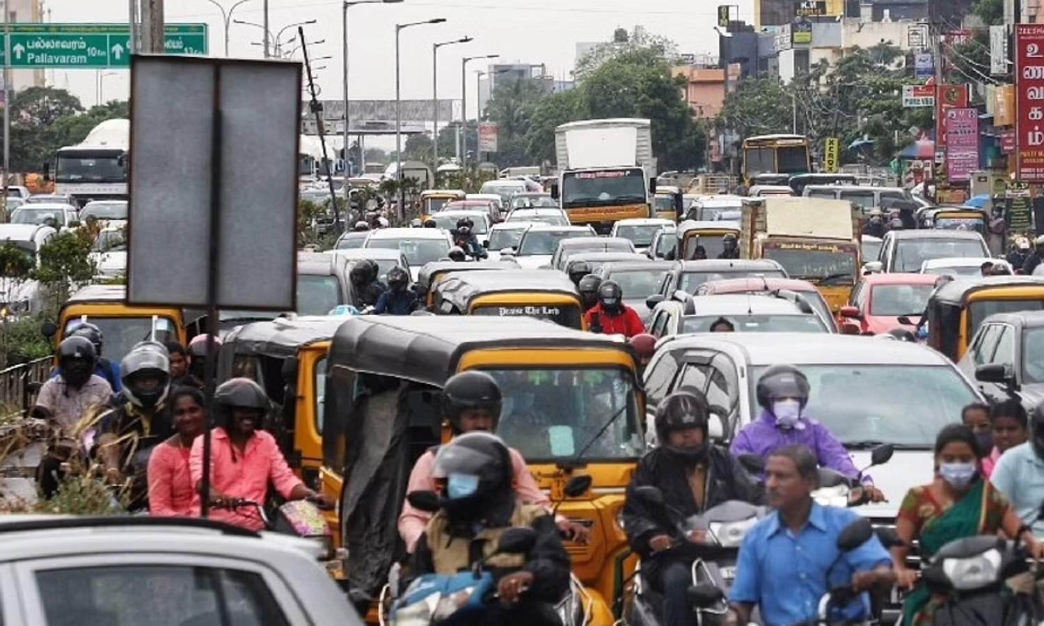 Traffic choked at ECR, OMR & GST Road as people return from holidays