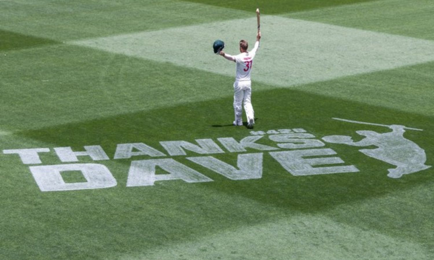 "It's going to be hard to replace David Warner": Pat Cummins