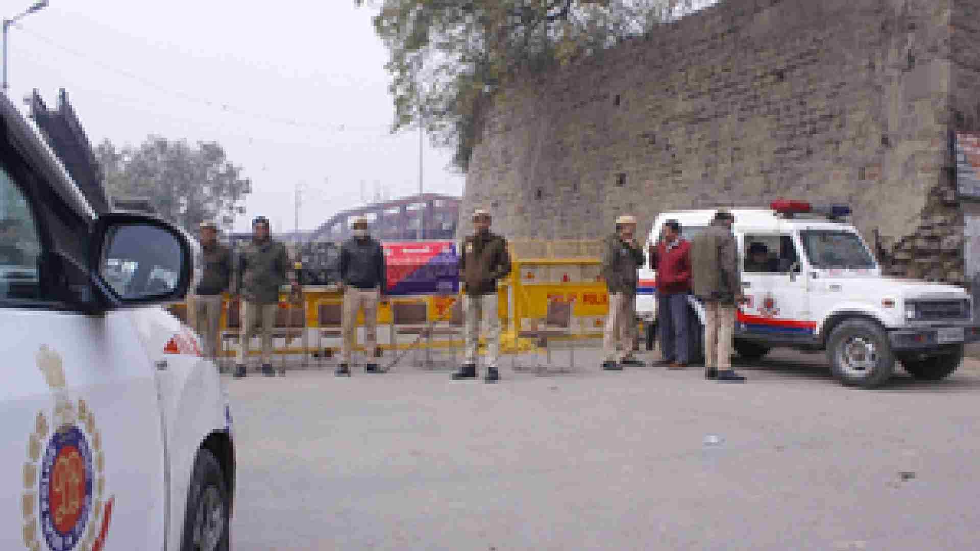 Farmers protest: Delhi borders sealed, traffic advisory issued for ...