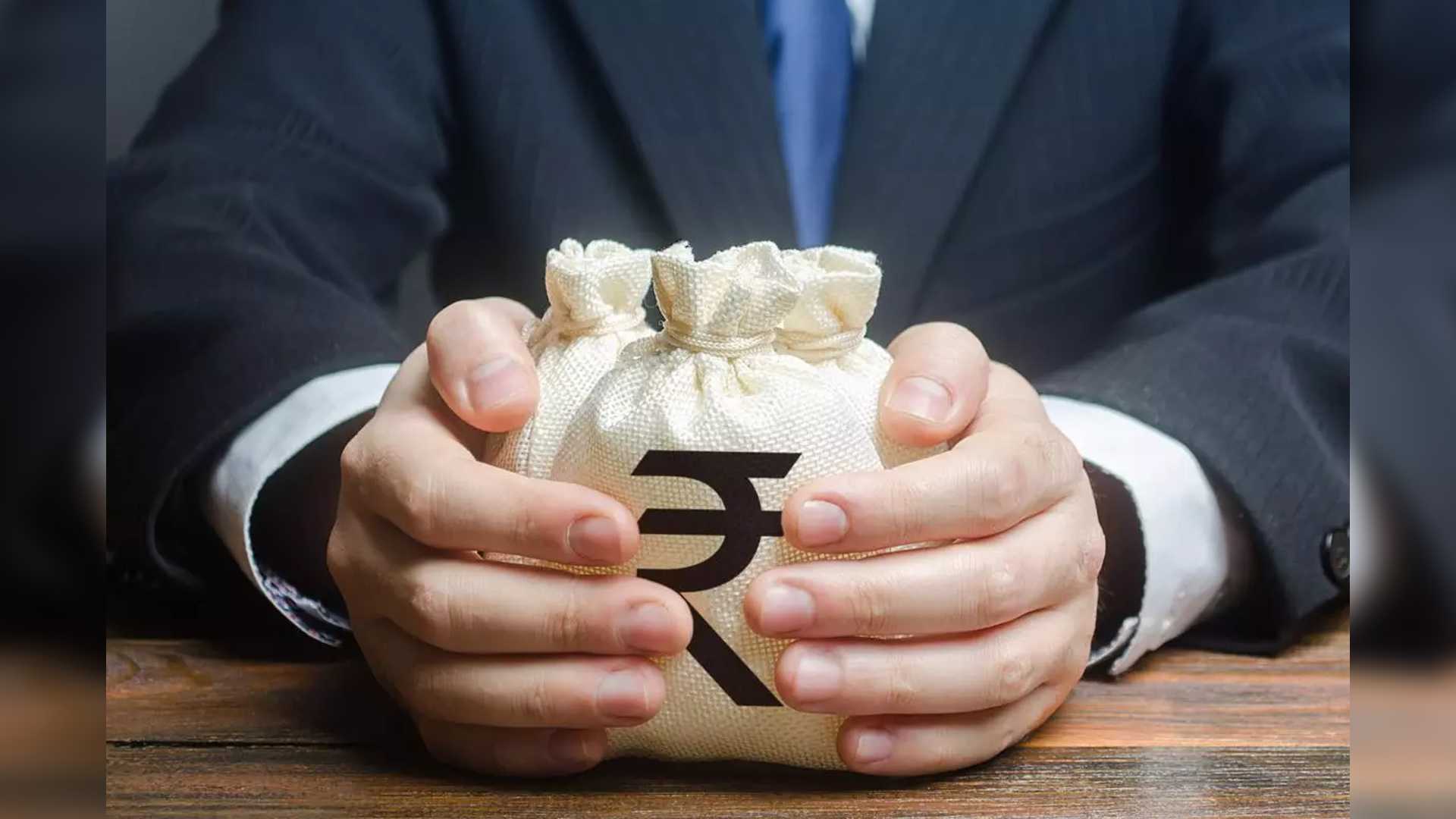 Govt raises authorised capital of FCI from Rs 10,000 cr to Rs 21,000 cr