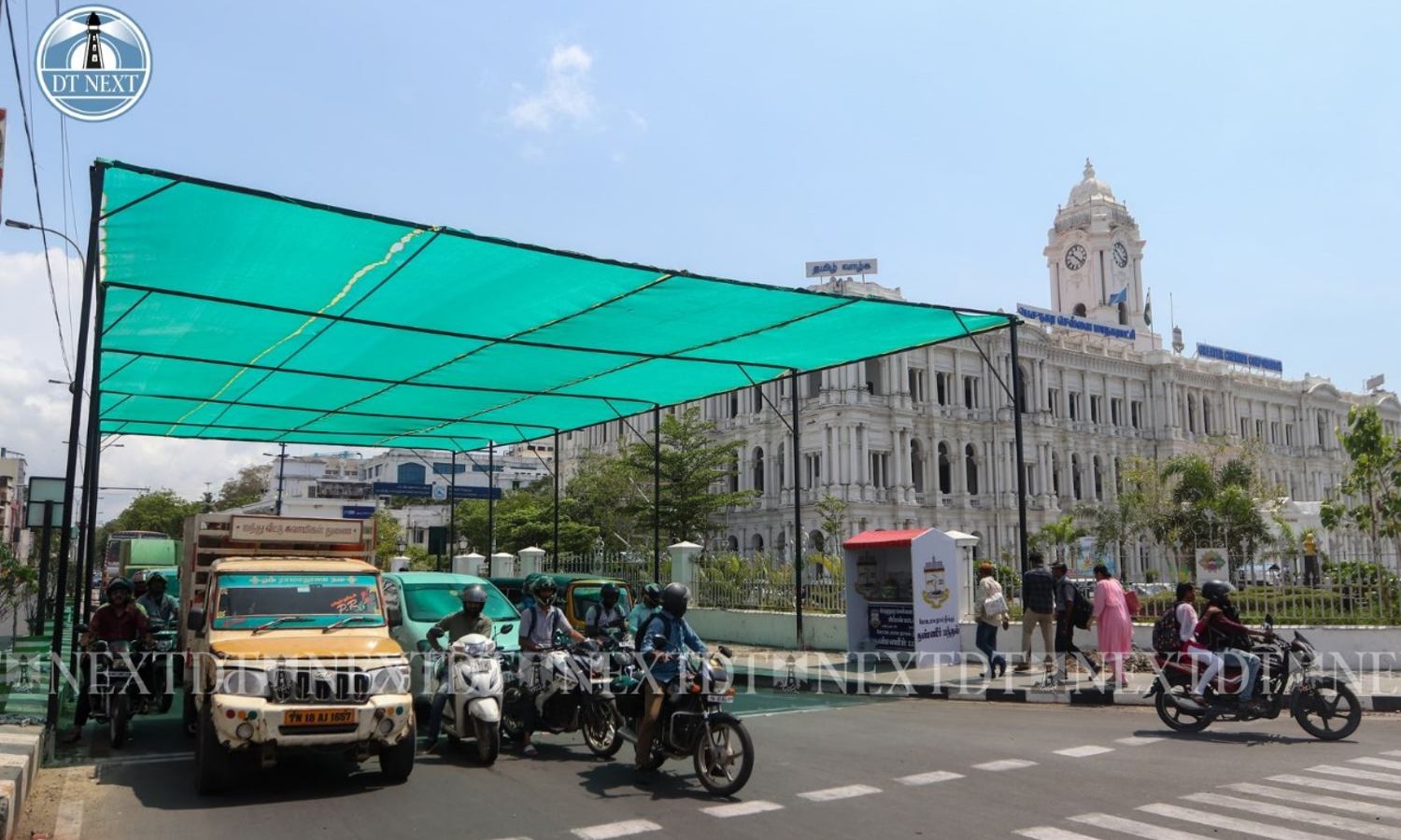 Chennai: Green canopies installed at city signals for motorists ...