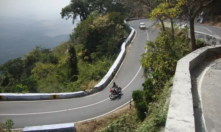 Amid summer fest rush, Yercaud police refuse entry to two-wheeler ...