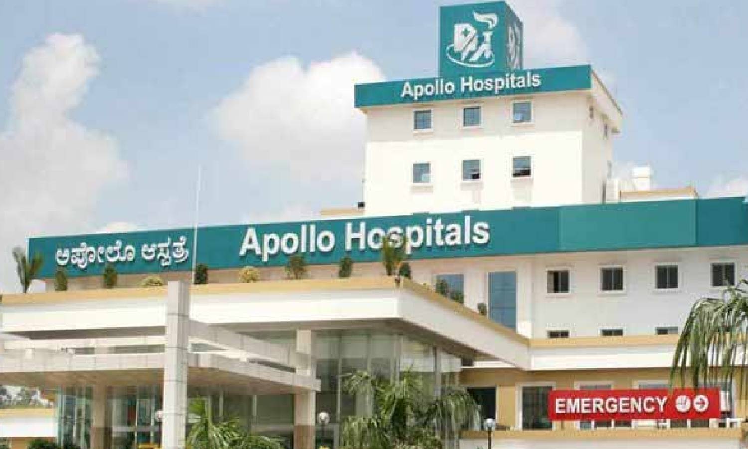 Apollo Hospital marks World Sleep Day with pillow parade