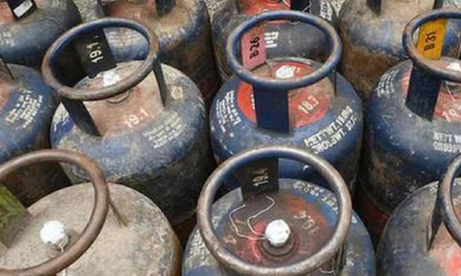 Commercial LPG cylinder price rises, now sold at Rs 1,965 in Chennai