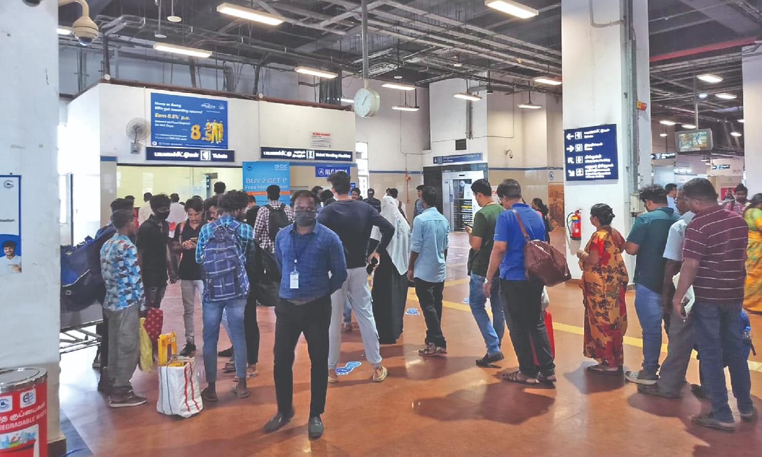 Set up more ticket vending machines, counters in Airport Metro Rail ...