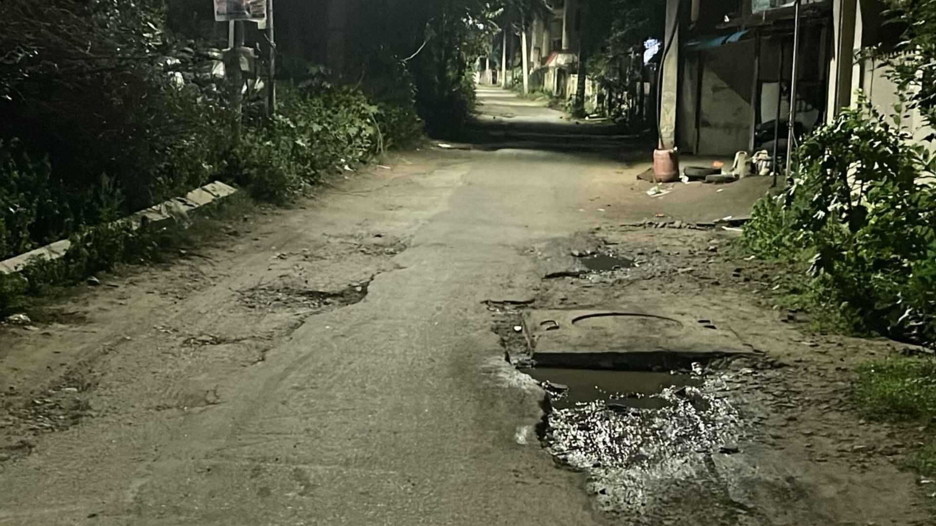 Elderly rider dies as scooter hits protruding manhole cover in Madipakkam