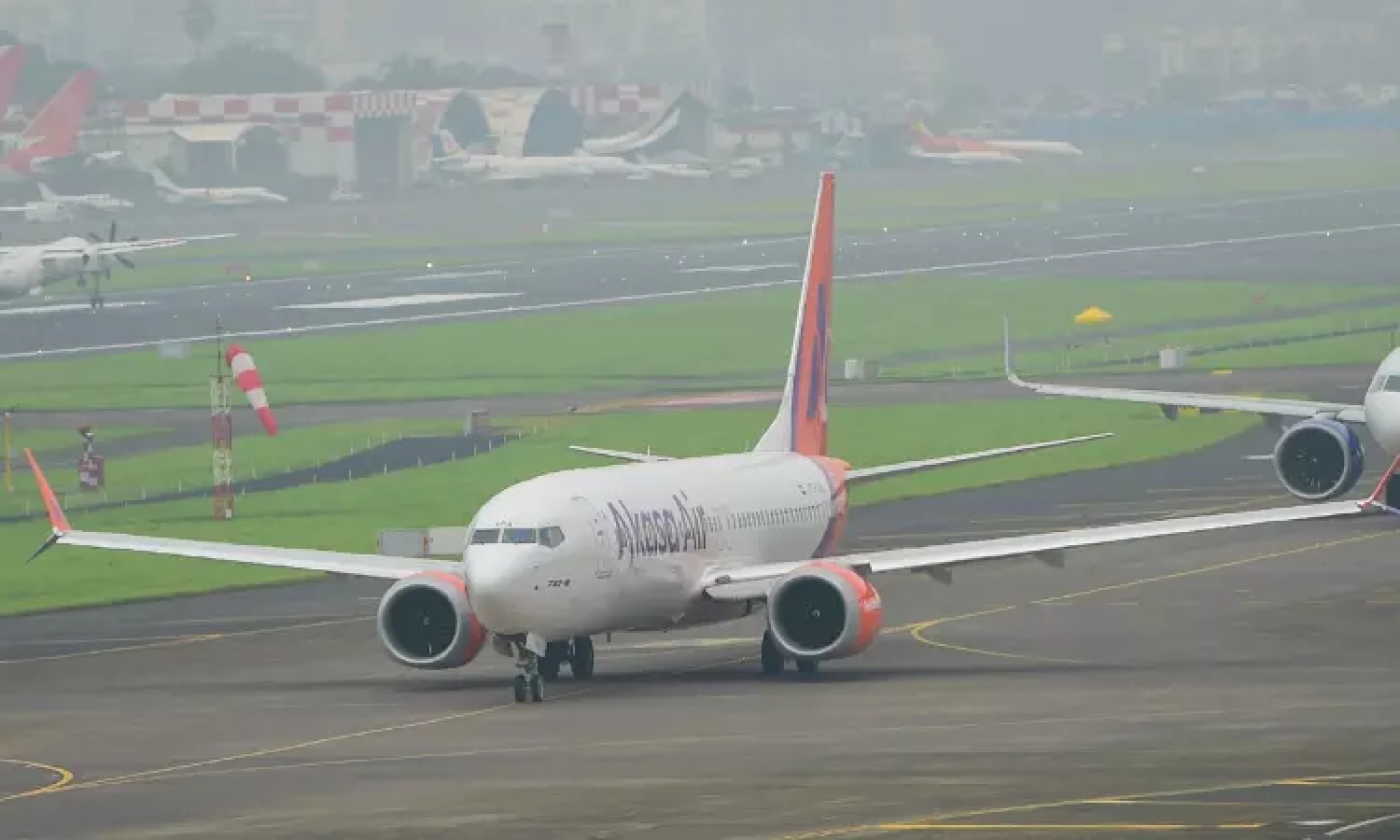 Airlines to mandatorily share int'l passenger data with Customs from ...