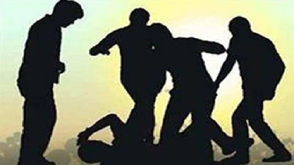 Students group clash with weapons on road; two held