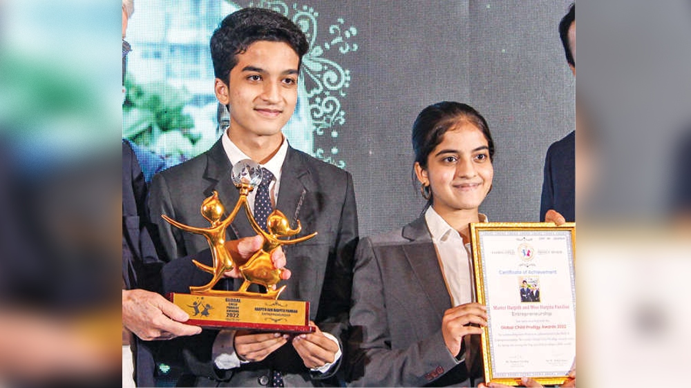 Chennai twins bag child prodigy Award