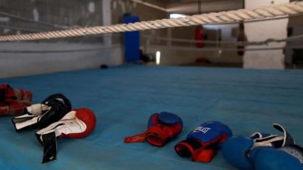 Boxing-Afghan Bromand keeps alive her Olympic dream in exile