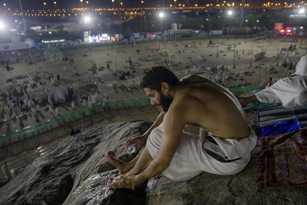 Muslims celebrate Eid al-Adha as pilgrims conduct hajj rites