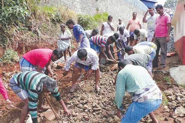 Locals join hands to relay road in Nilgiris