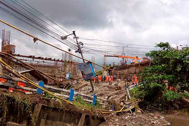 Bridge collapse: Search operations continue for survivors