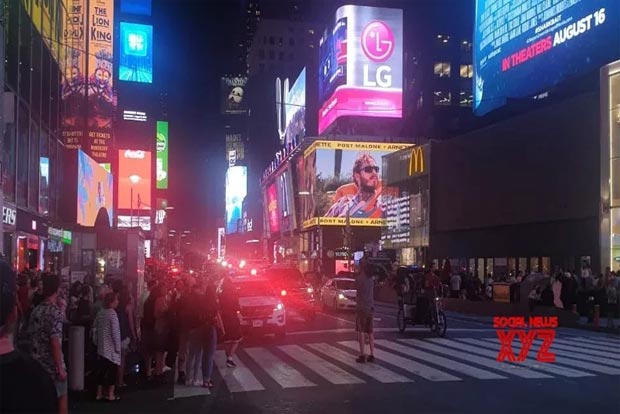 Mass shooting scare creates panic at Times Square