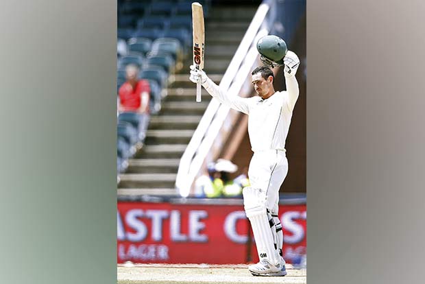 Quinton ton helps SA set daunting task for Pakistan