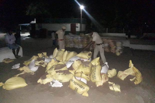 Four-member gang assaults man for videographing sand smuggling, 2 held