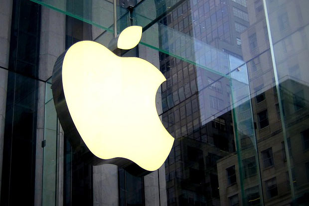 Apple acquires Intel's smartphone modem business for 1 billion dollars