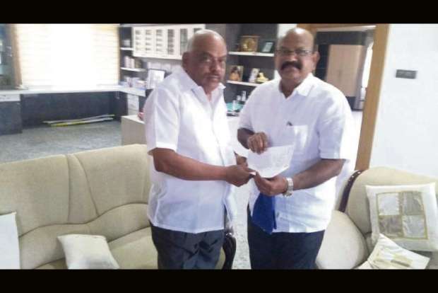 Cong MLA Umesh Jadhav resigns from Karnataka Assembly