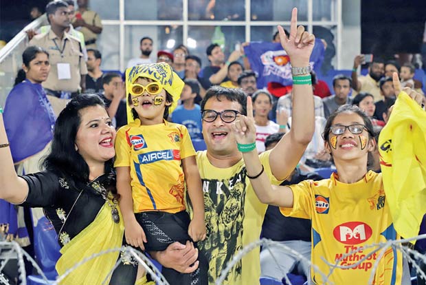 CSK fans outnumber Mumbai supporters