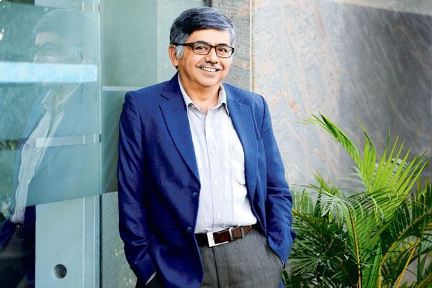 Titan MD Bhaskar Bhat retires, Venkataraman takes over
