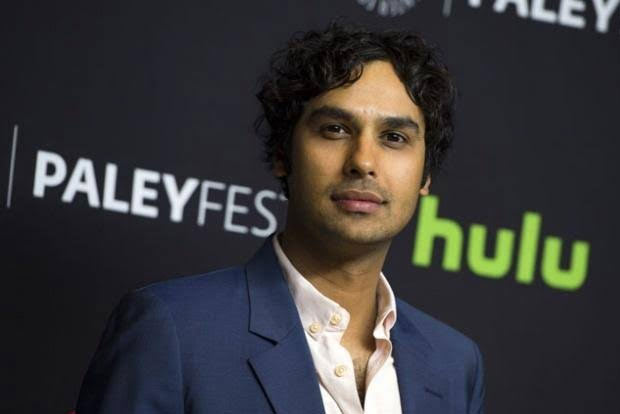Kunal Nayyar celebrates Diwali in India, makes Instagram comeback
