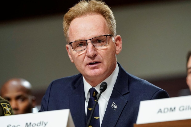 'I own it:' U.S. Navy secretary resigns over handling of coronavirus ...