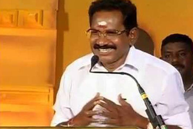 Sellur Raju makes personal attack against Rajini’s family