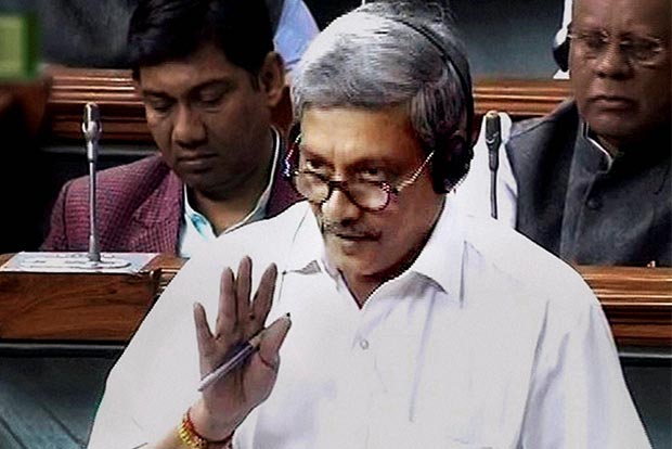 India won't vacate Siachen glaciers: Parrikar
