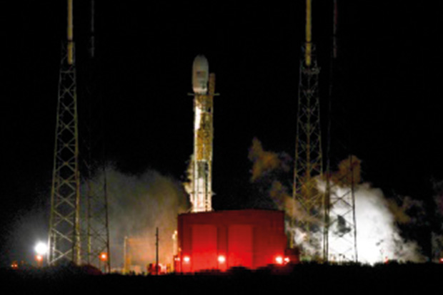 SpaceX pulls off smooth Sat launch, posts rough landing