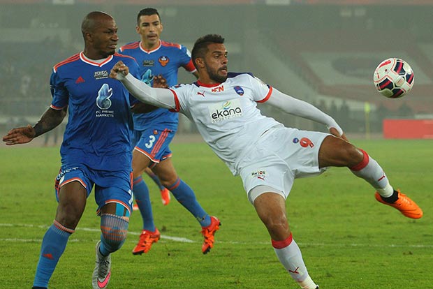 Westwood is a special coach: Robin