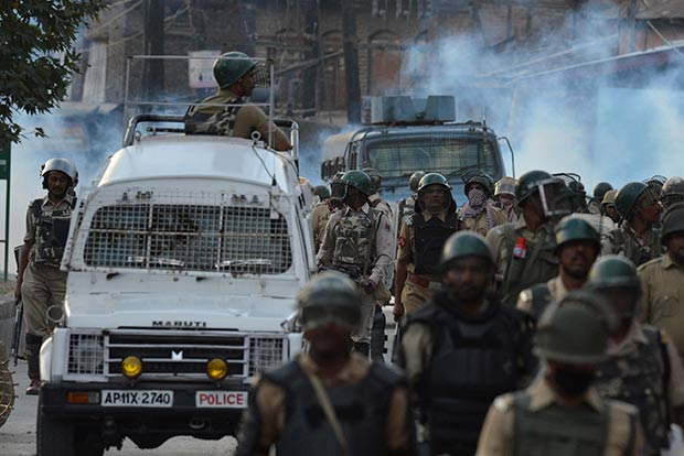 Curfew extended to several places in Kashmir