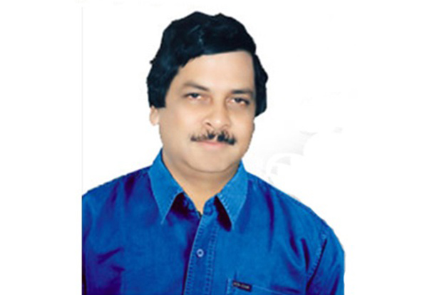 Railways shunts two SRMU men for forced halt of trains