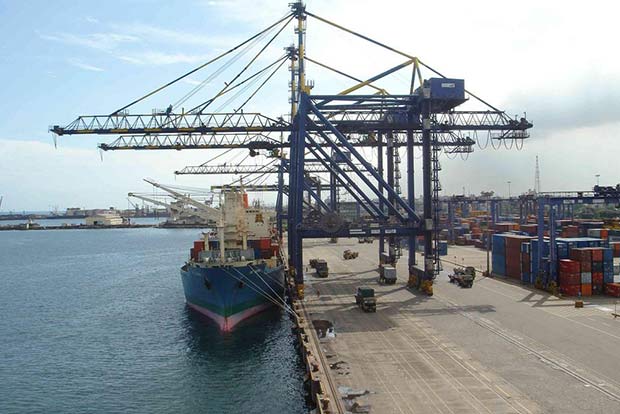 "Roadblock' to Chennai port divert trucks to Ennore