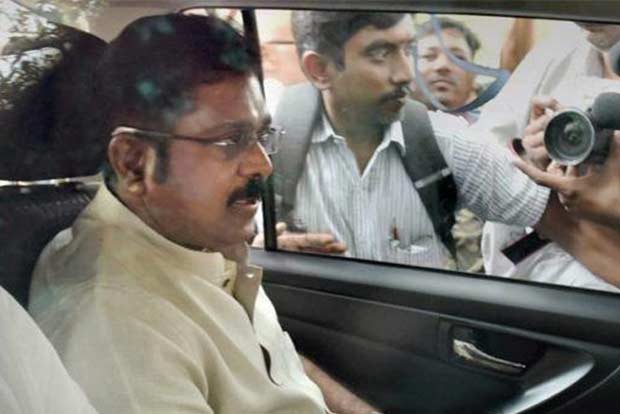 Alleged hawala operator arrested in EC bribery case