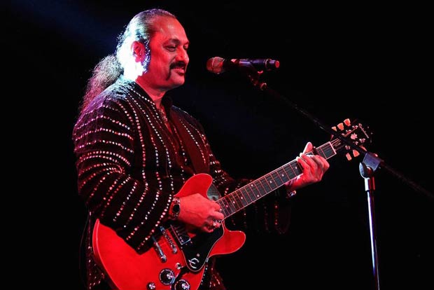 Lesle Lewis Unplugged