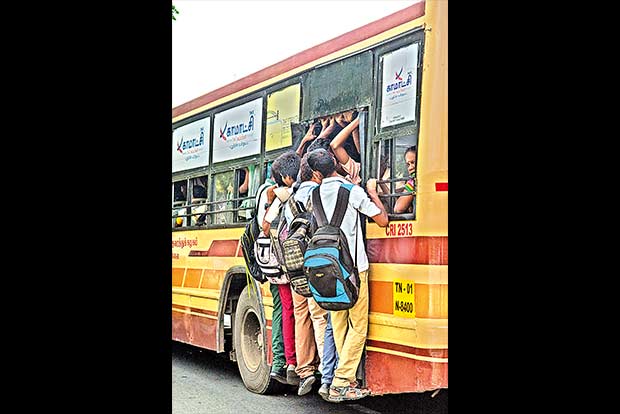 Students’ footboard travel taken up suo motu