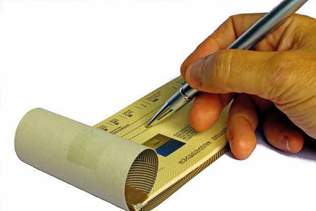 Stolen cheques: Four try to withdraw Rs 4 crore, held